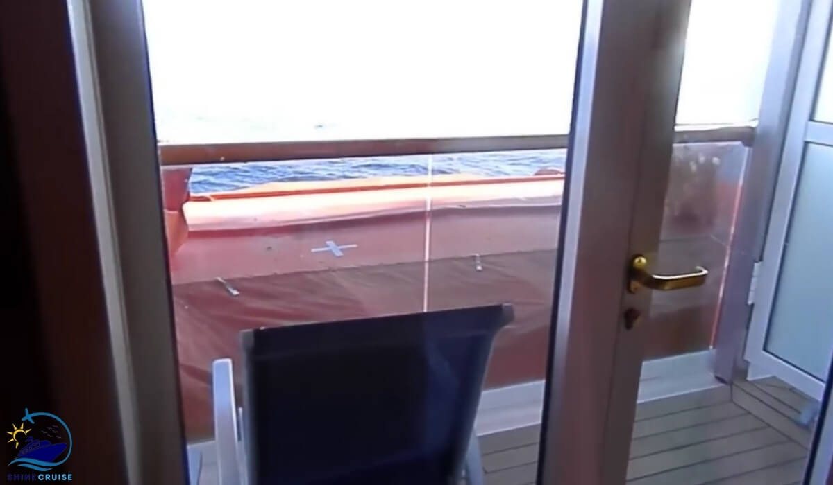 Carnival Miracle Rooms to Avoid in 2025